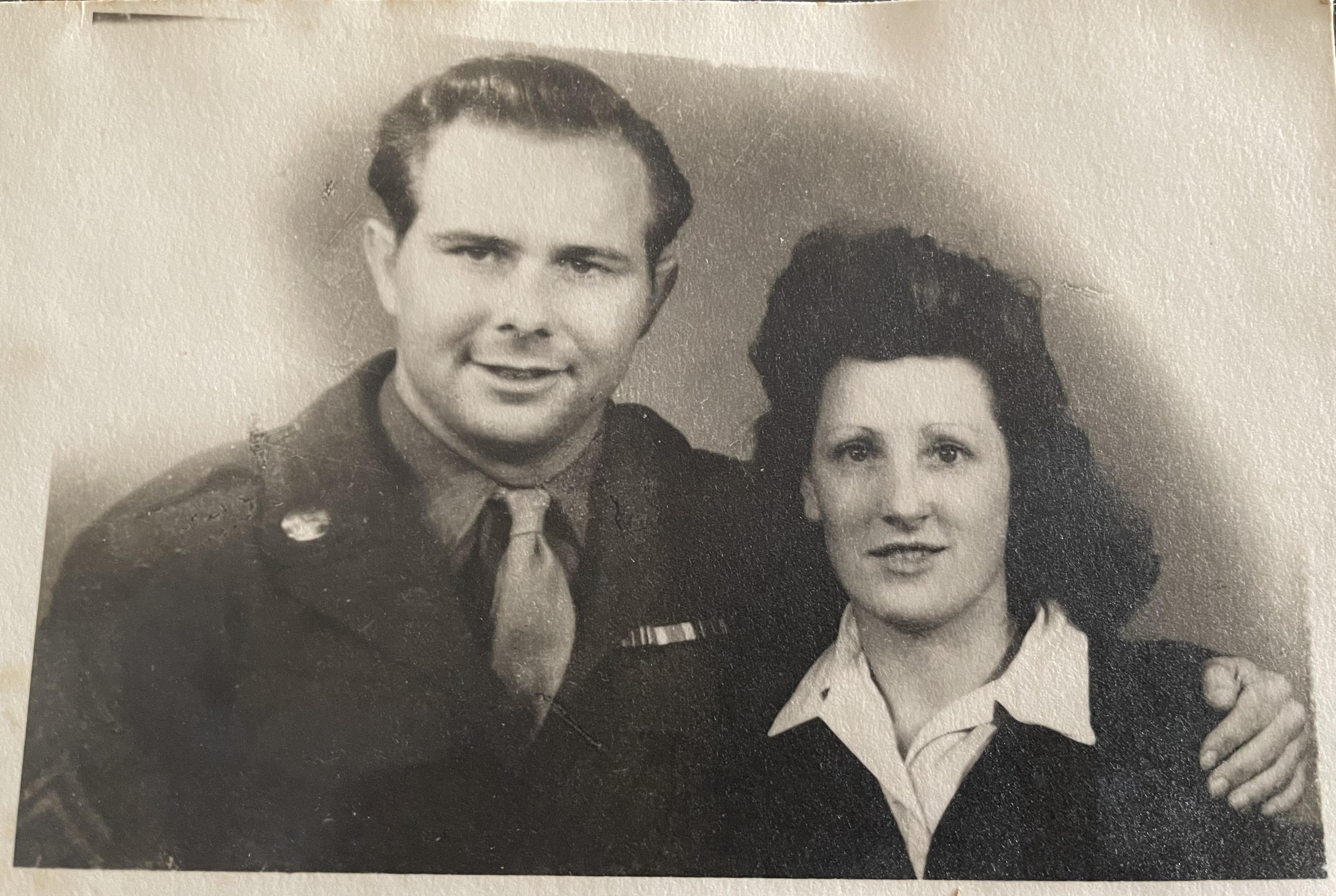 Tom Burand and Doris Mitchell – US Military in WW2 Bristol